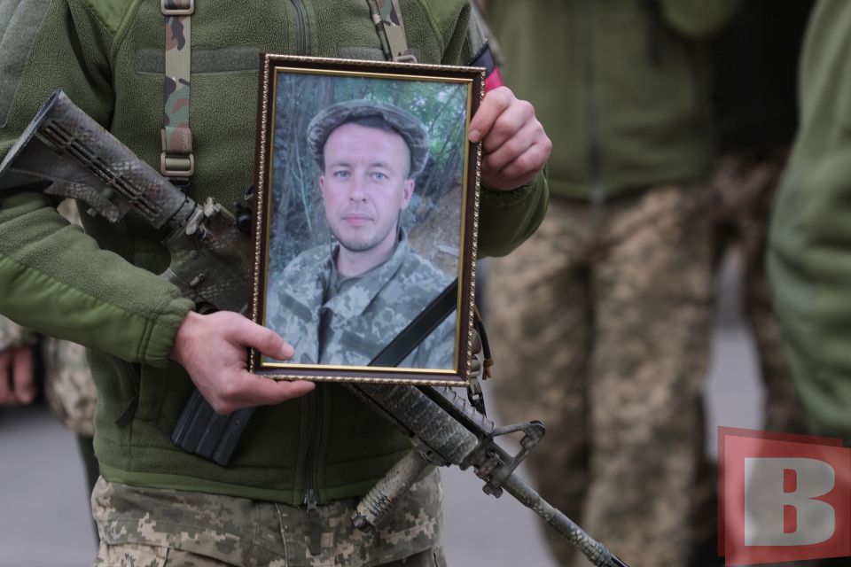 «Справжній друг, справжня людина»: попрощалися з хмельницьким захисником Олександром Філем - vsim.ua