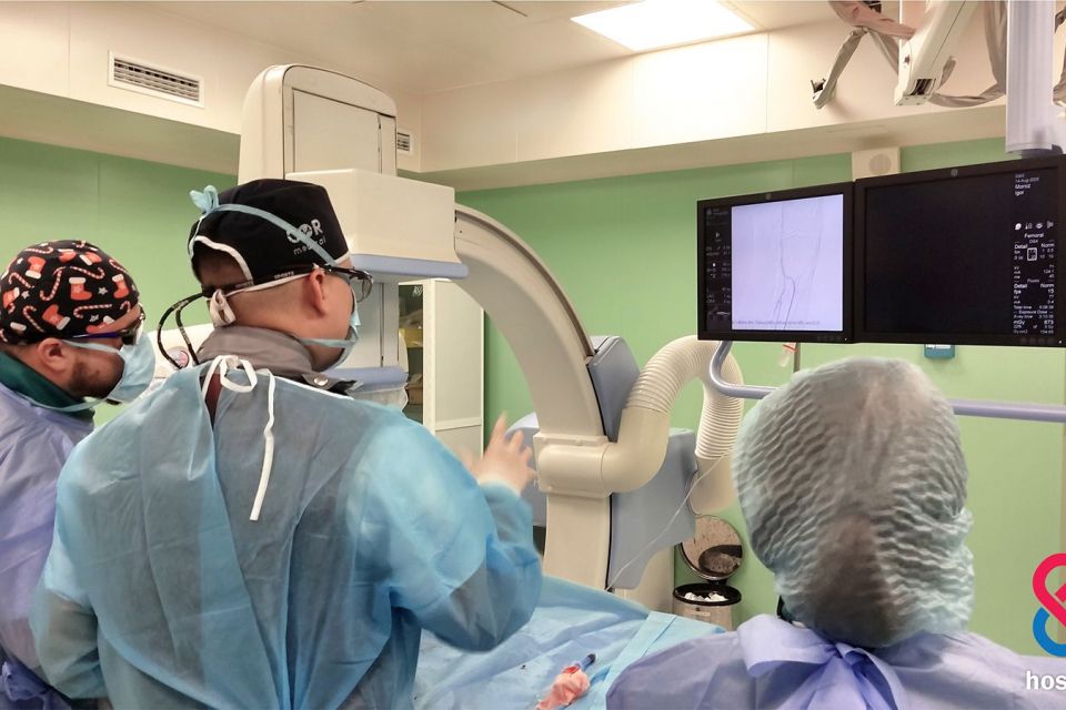 У Хмельницькому кардіологи врятували чоловіка від ампутації ноги - vsim.ua