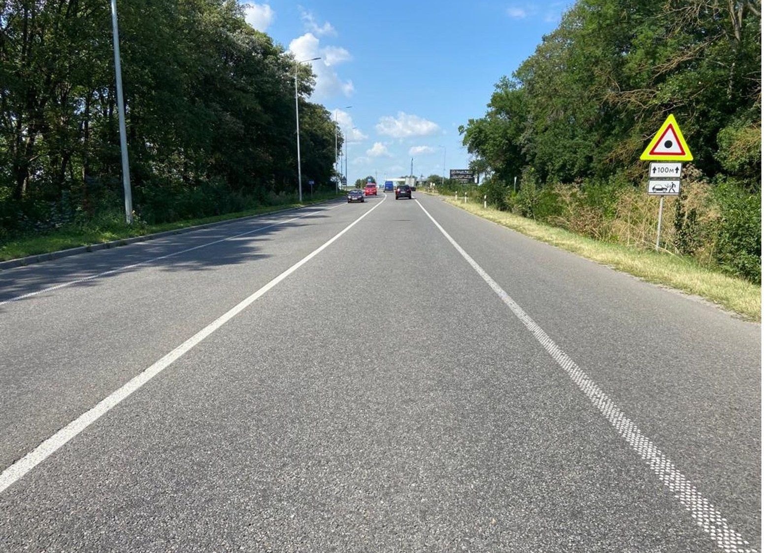 На Хмельниччині оновили дорожні знаки - vsim.ua