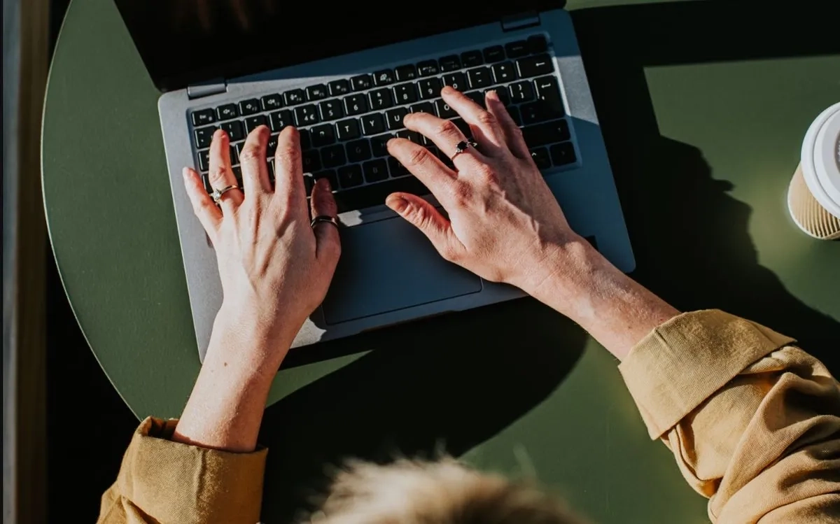 ТОП-10 вакансій від Хмельницької служби зайнятості: яку зарплату пропонують - vsim.ua